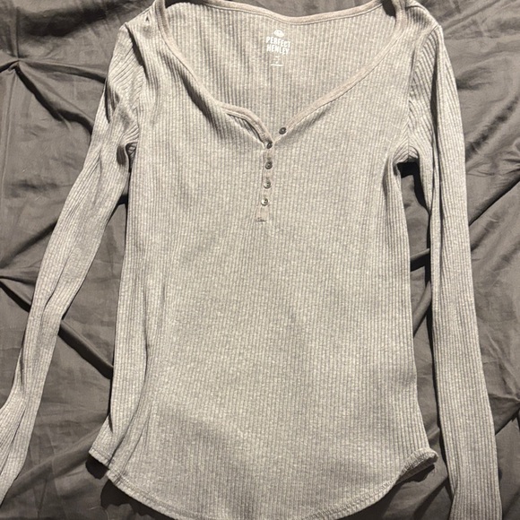 SO | Tops | So Light Gray Ribbed Long Sleeve Henley | Poshmark